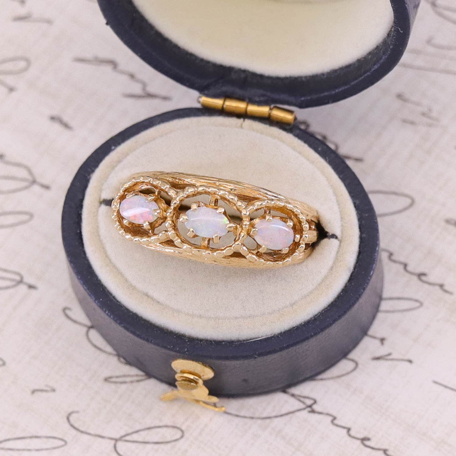 Vintage Opal Ring of 14k Gold - Trademark Antiques